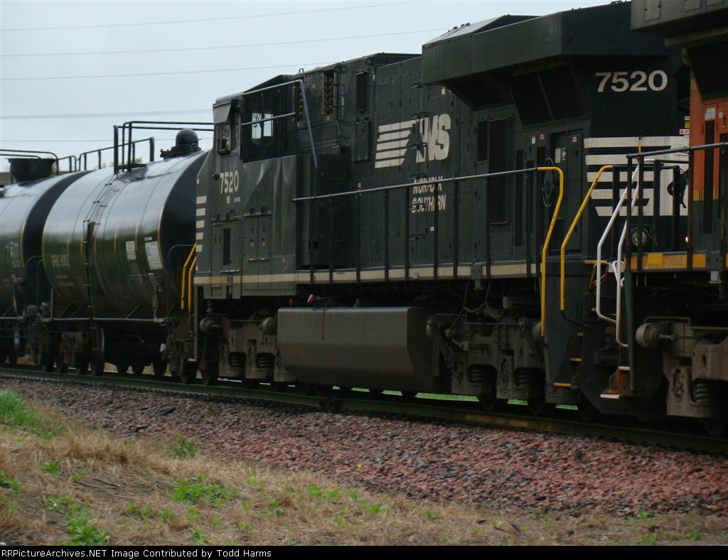 NS 7520